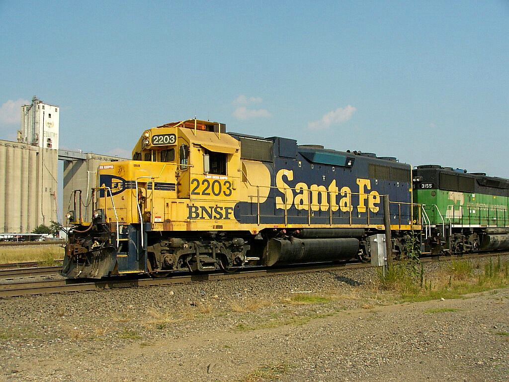 BNSF 2203
